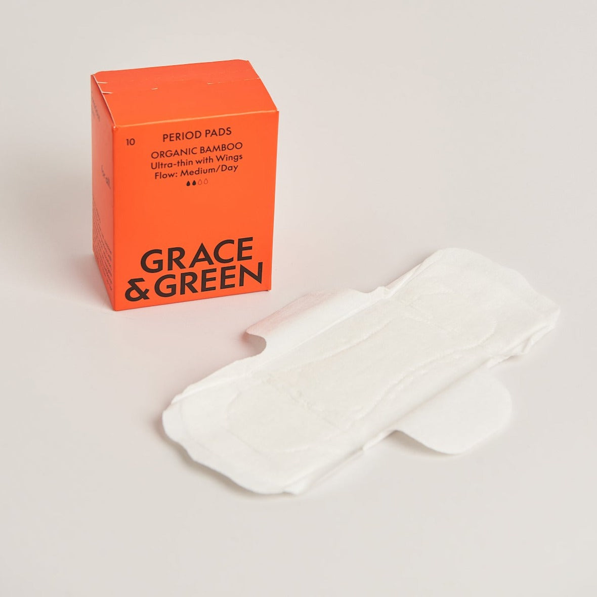 Grace and Green Organic Bamboo Moderate Day with Wings 10 pack
